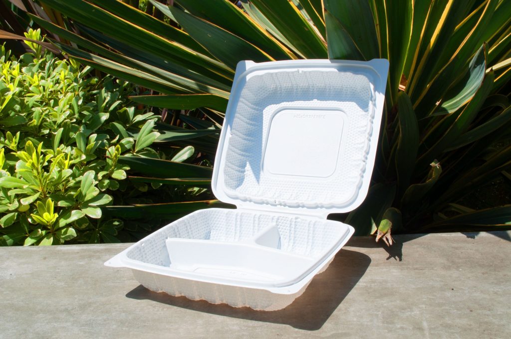9'' 3-Compartment Clamshell Box (150 pcs) - Eatery Outlet